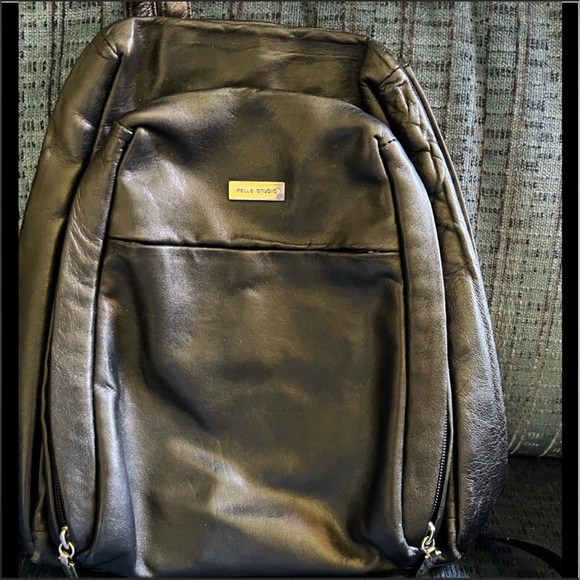 Wilsons Leather | Bags | Italy Leather Wilsons Backpack Purse Black ...